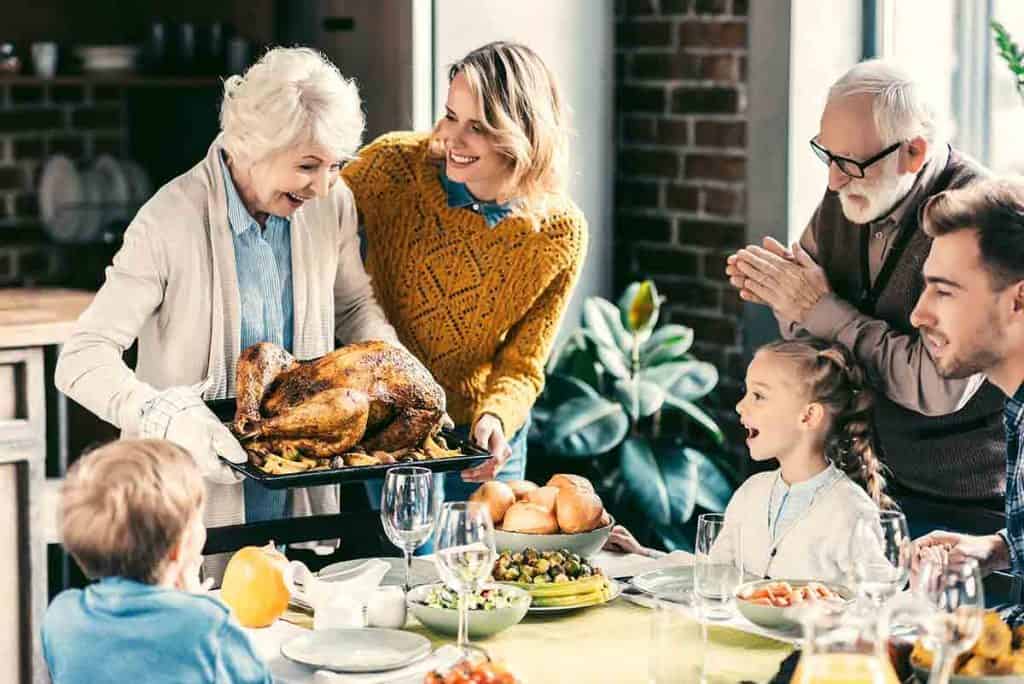 Here are the Best Thanksgiving Activities for the Whole Family
